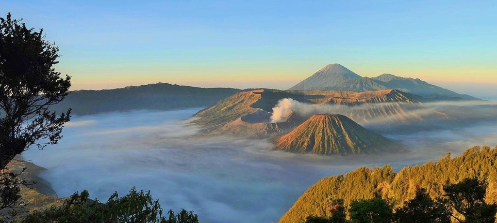 INDONÉSIE : LES MERVEILLES DE JAVA, FLORES ET KOMODO